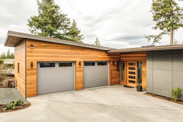 Thermacore | Energy-Efficient Insulated Garage Doors